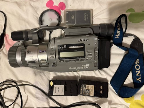 Fully Working Vintage 90s CCD-VX1E/VX3 Sony Video Hi8 Handycam Pro ...