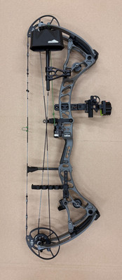 BOWTECH CORE SR RH 70LB, BLACK GOLD SIGHT, VAPOR TRAIL REST AND MORE!! | eBay