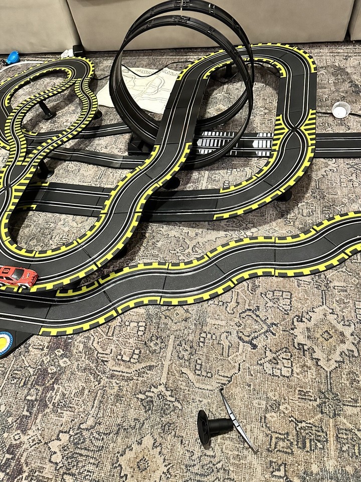 Big Racer Road Racing Set- Electric Powered 672197662608| eBay