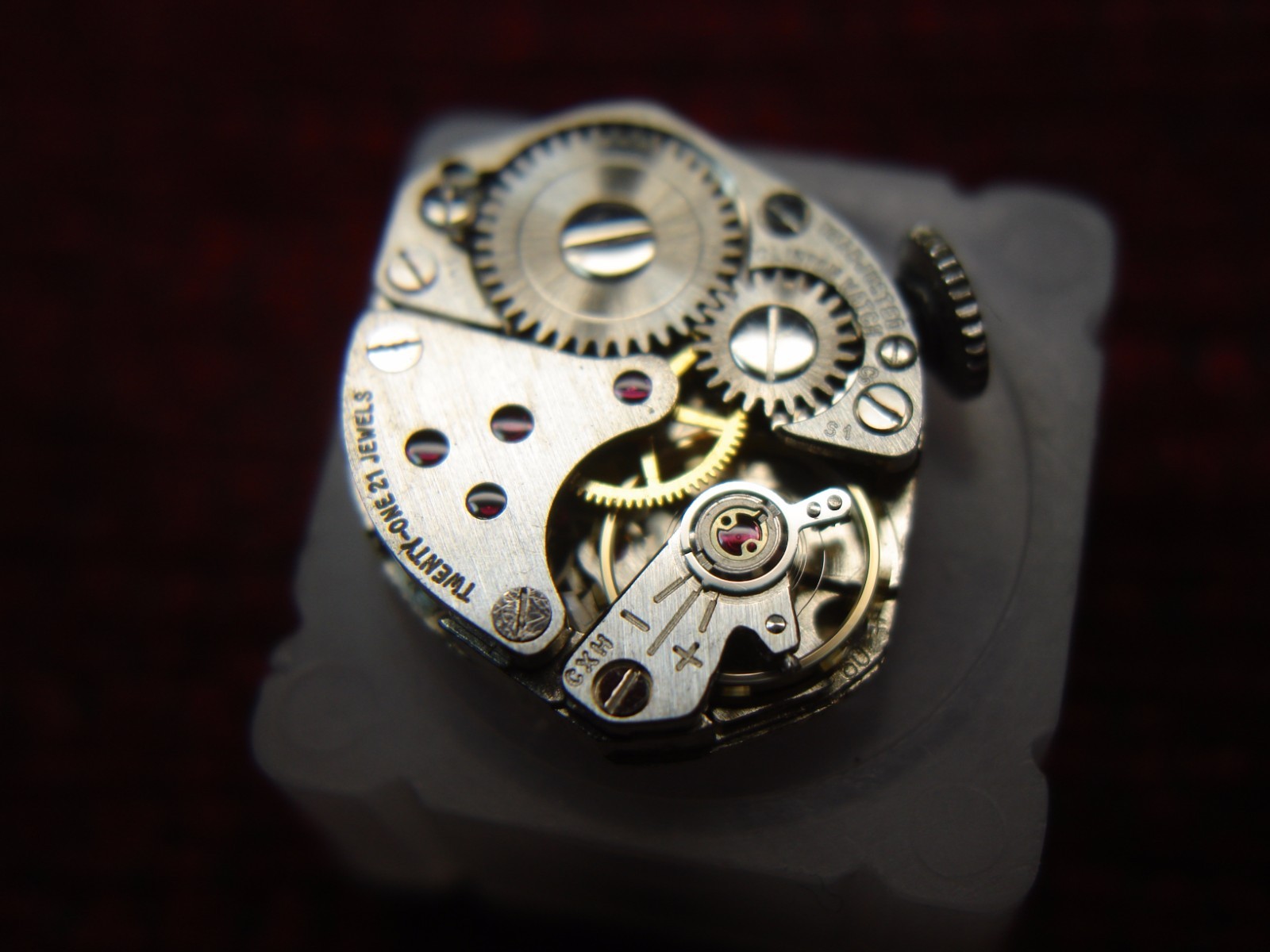 VINTAGE CLINTON WATCH CO. LADIES WRISTWATCH WITH 21 JEWEL MVMT. - CLEAN ...