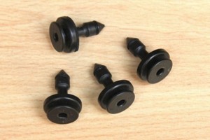 4 x DOOR CARD CLIPS / TRIM PUSH IN FASTENER Jaguar XJ XJ6 XJ8 XJR X350 ...