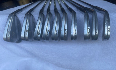 Macgregor Vip limited iron set 2-10 (pw) w/xtra 2 iron | eBay