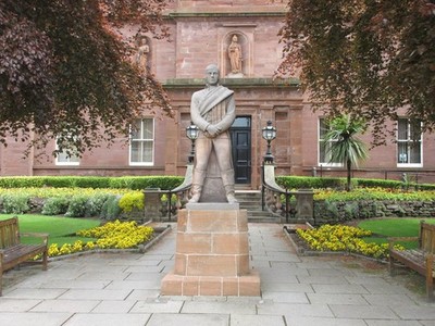 Photo 6x4 Burns Statue, Arbroath Library The statue of Robert Burns at ...