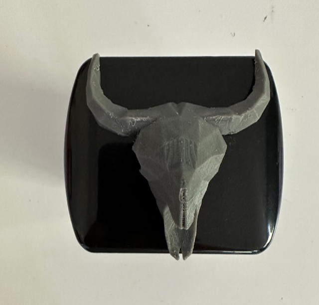 Cyber Bison Buffalo Skull in 3D - 2 inch Trailer Hitch Cover Black with ...