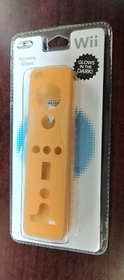 Switch 'N Carry Nintendo Wii Remote Cover - Glow in the Dark Orange ...
