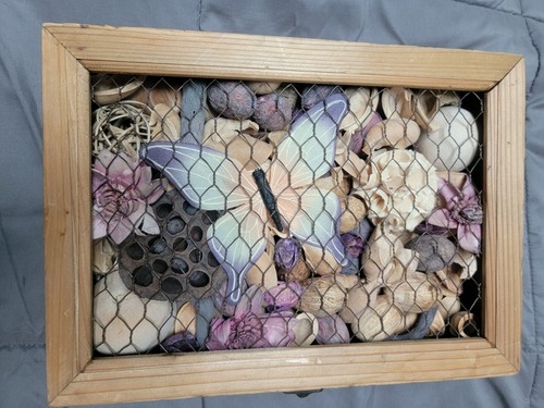 Vintage Aromatique Potpourri In A Wooden Box Fror Desk Or To Hang Decor ...