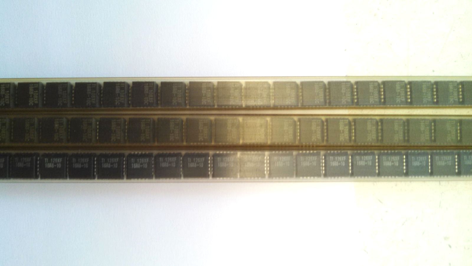 TIBPAL16R8-10CFN Texas Instruments 20 Pin PLCC PAL array logic PAL 16R8 ...