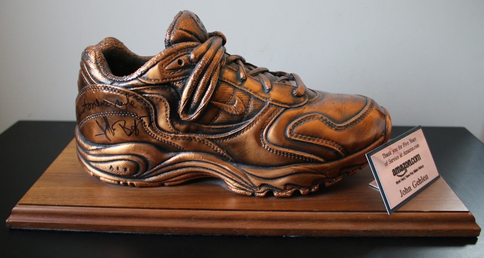 Jeff Bezos ~ Signed Autographed Amazon 45th Employee Bronze Trophy ...