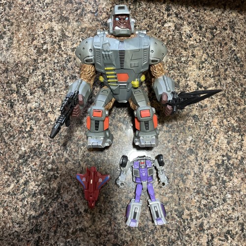 Transformers Botcon Most Wanted Oilmaster Timelines 2015 Pretender ...