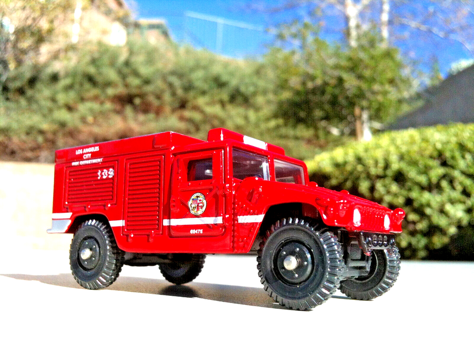 Corgi AM General HMMWV Hummer Los Angeles Fire Dept Fighting Machine 1: ...