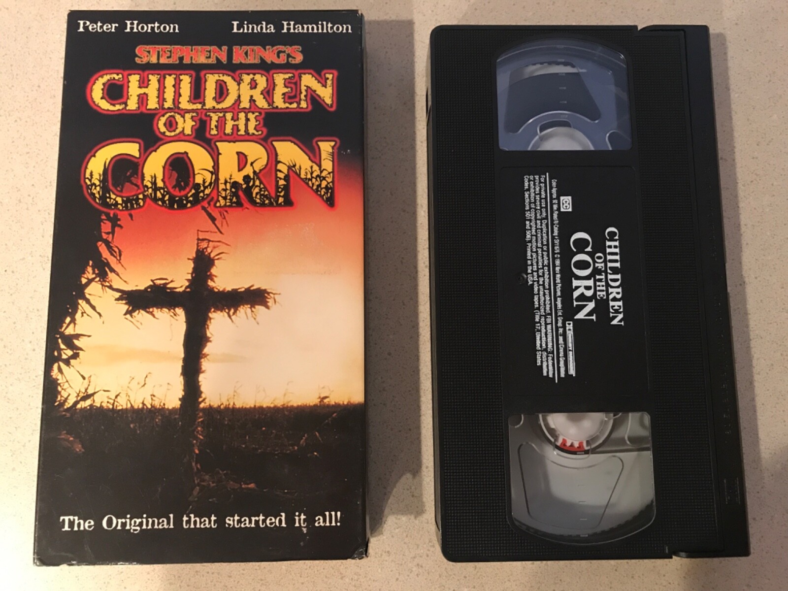 Children of the Corn (VHS, 2001) Peter Horton, Linda Hamilton | eBay