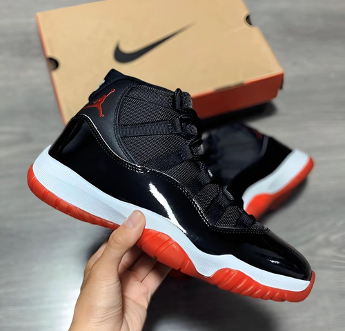 Nike Air Jordan 11 Retro Classic and versatile Playoff Blackhead Red ...
