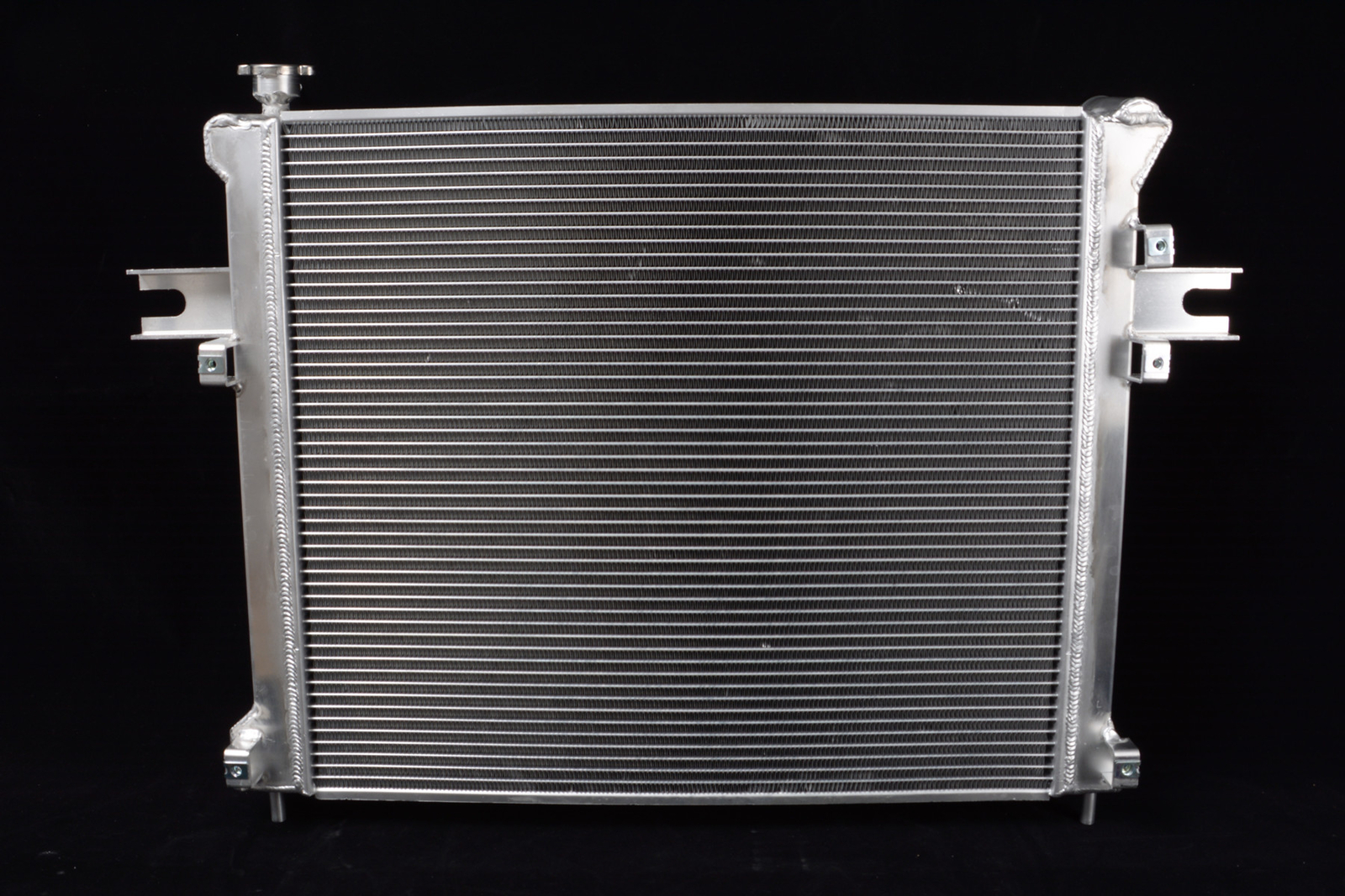 3ROWS Aluminum Radiator For 2005-2010 Jeep Grand Cherokee/2006-2010 ...