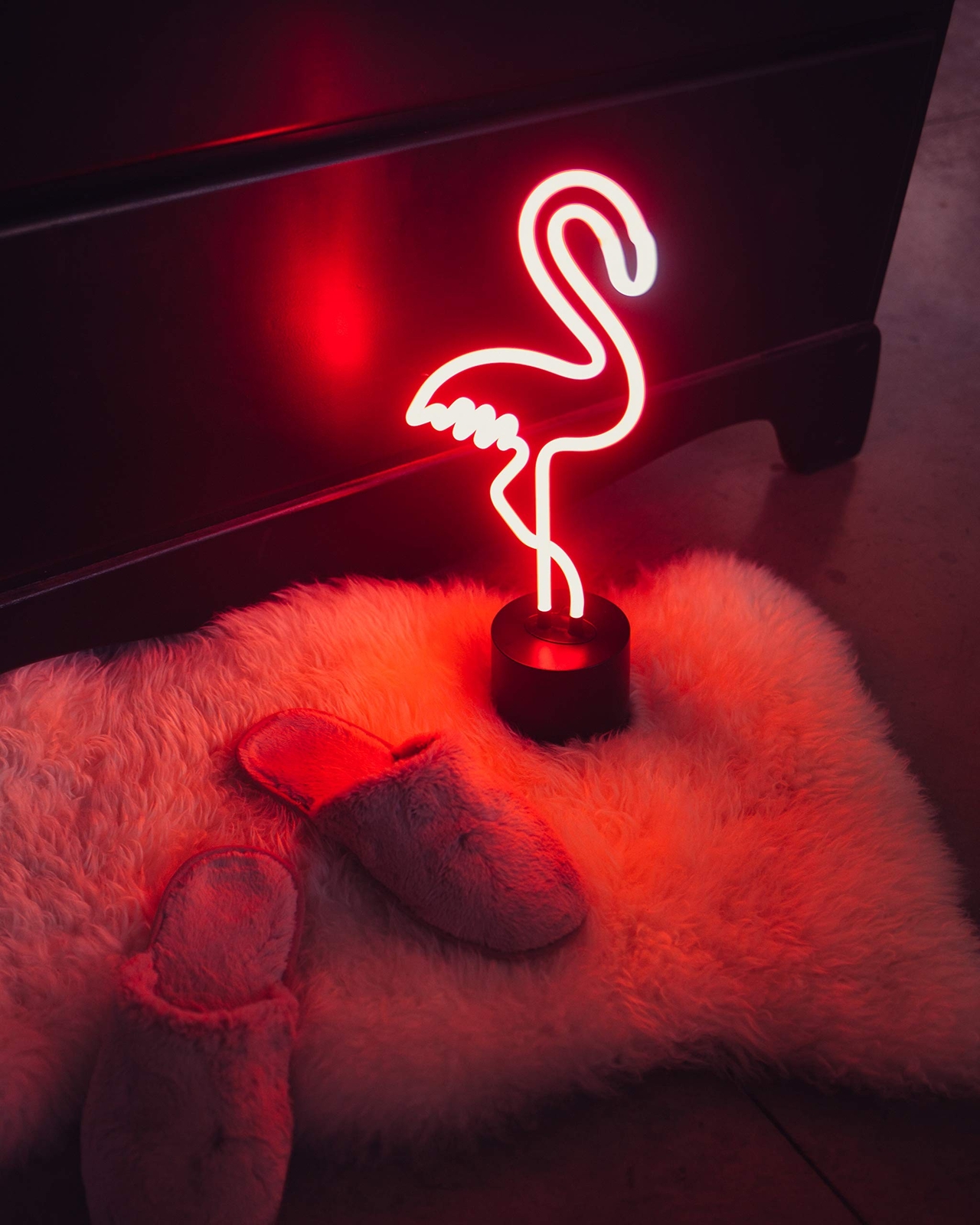 Amped & Co - Flamingo Neon Desk Light, 17" x 6.7" - Flamingo Party ...