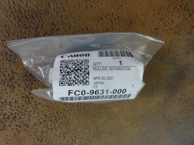 Canon Paper Feed. Cassettes Separation Roller (FC0-9631-000). Includes ...
