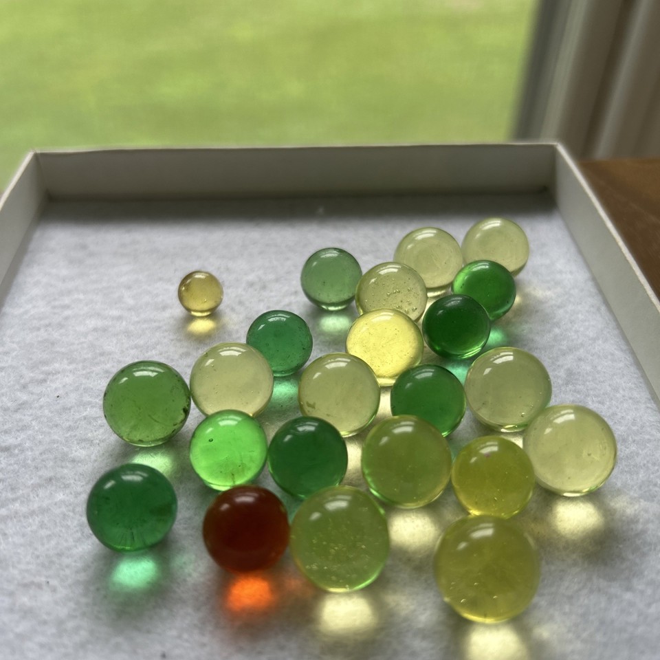 23 Vintage Uranium Glass High Glow Marble Lot Green | eBay