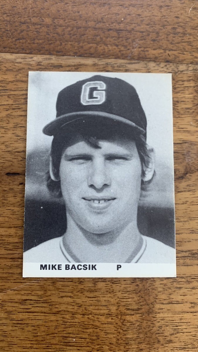 Mike Bacsik's Instagram, Twitter & Facebook on IDCrawl