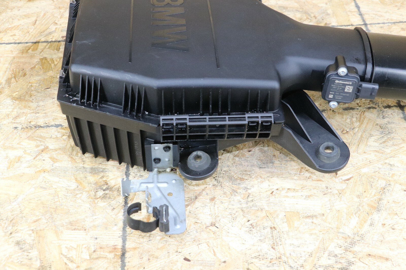 Air Intake Muffler Box Airbox Assembly Cartridge N55 OEM BMW E82 E84 ...