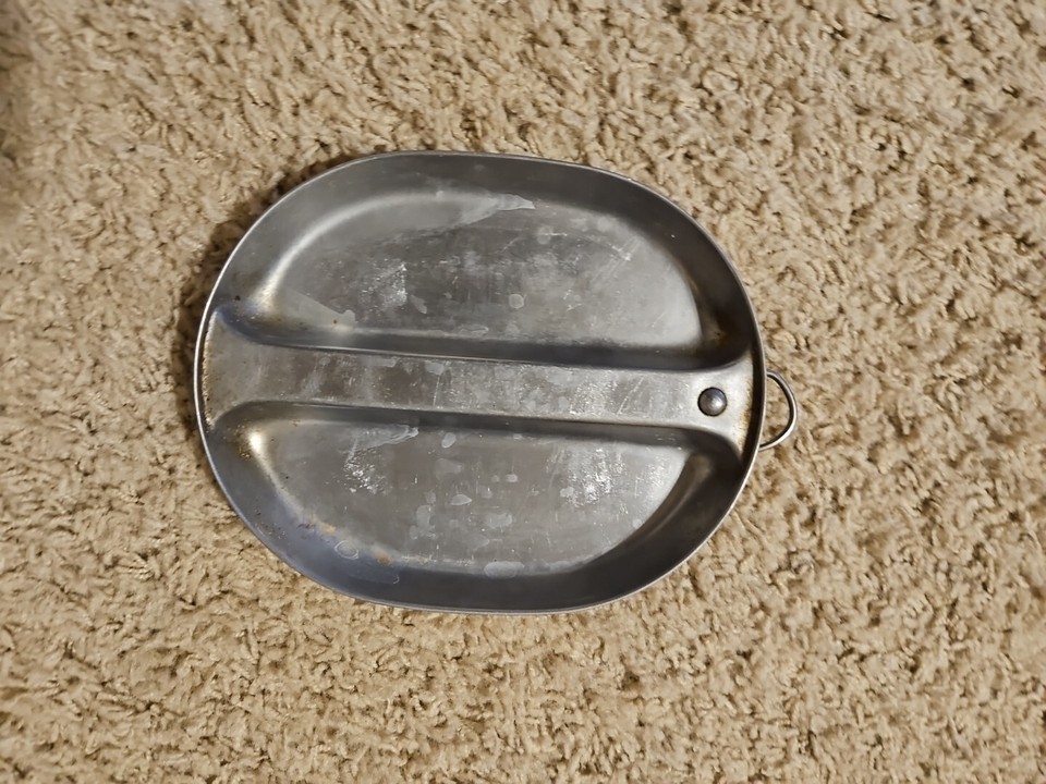 WW2 Era US Military Mess kit dated 1944 Made By E.A. Co. | eBay