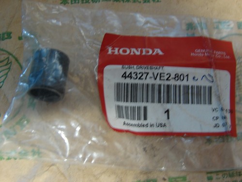 Genuine NOS Honda BUSH DRIVESHAFT 44327-VE2-801 Engine HO-44327VE2801 ...