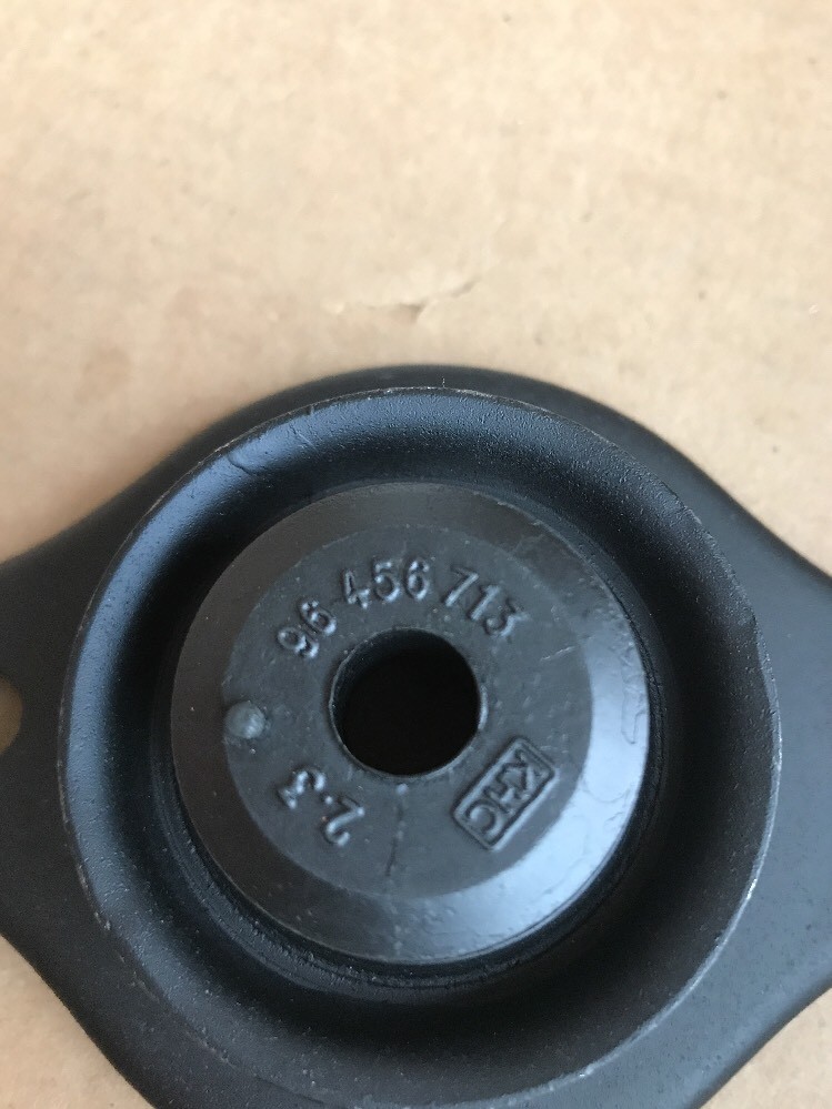 96456713 New OEM GM Strut Mount | eBay