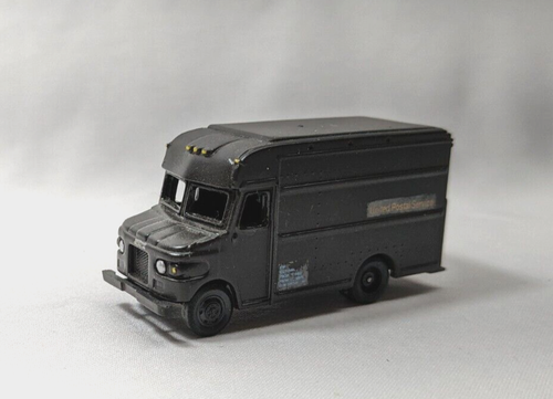 HO scale Walthers SceneMaster UPS Delivery Van READ | eBay