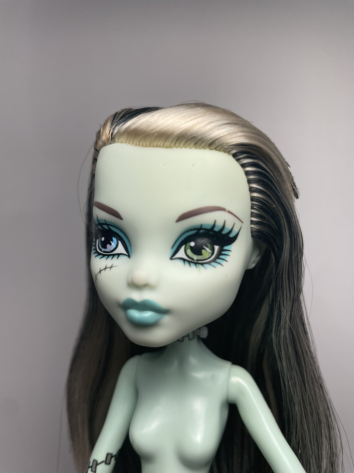 Monster High Frankie Stein Day At The Maul Killer Style Doll Mattel See ...