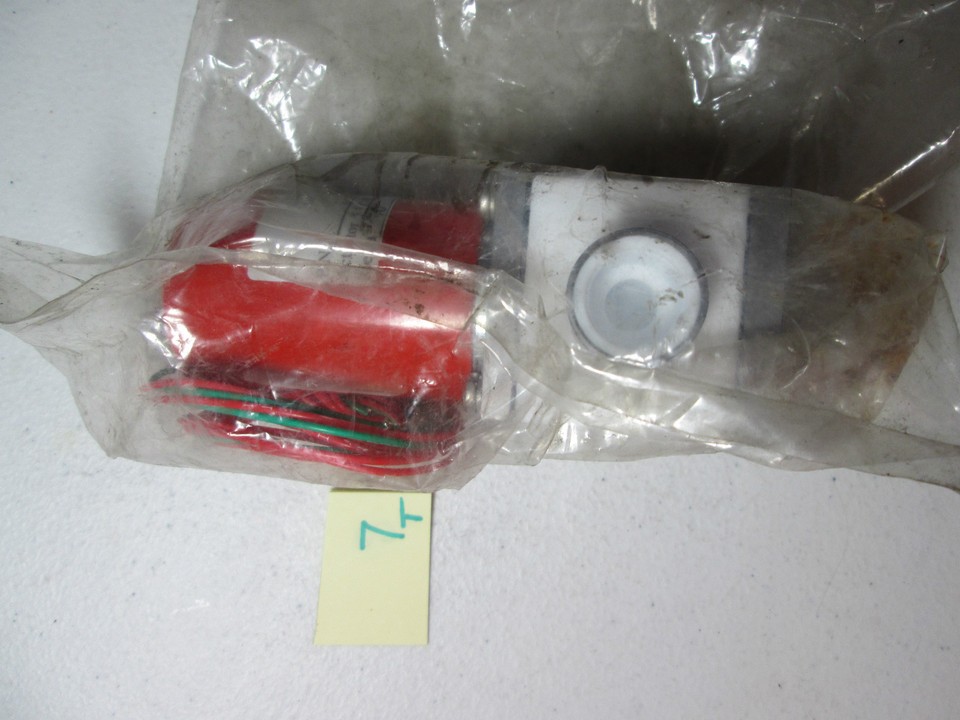 NEW BECO 2 WAY VALVE 12165 MEDIA 40 ACTUATOR 110 AC 0607115 (DR3F1) | eBay