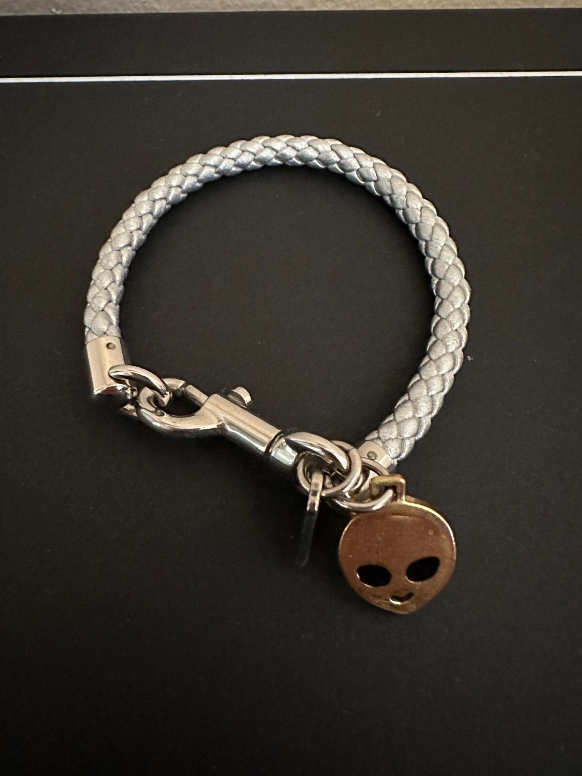 COACH X NASA **LIMITED EDITION** ALIEN HEAD SILVER LE… - Gem