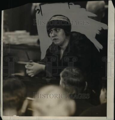 Press Photo Mrs Mario Lee testifies in Hall-Willis trial - nef03287 | eBay