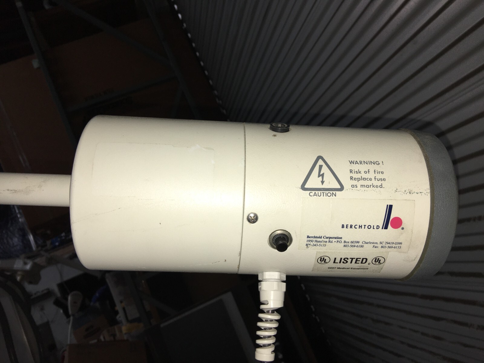 Berchtold Chromophare C450 Mobile Operating Light Source for sale ...
