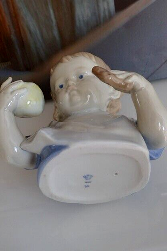 RS Wagner & Apel Porzellan Figur Kinder Büste Kopf Junge mit Apfel GDR ...