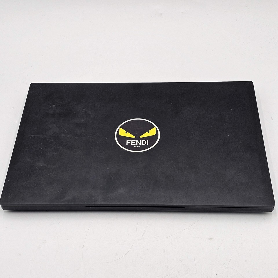 Razer Blade 15 RZ09-0300 GeForce RTX 2060 512GB SSD Core i7 9th Gen ...