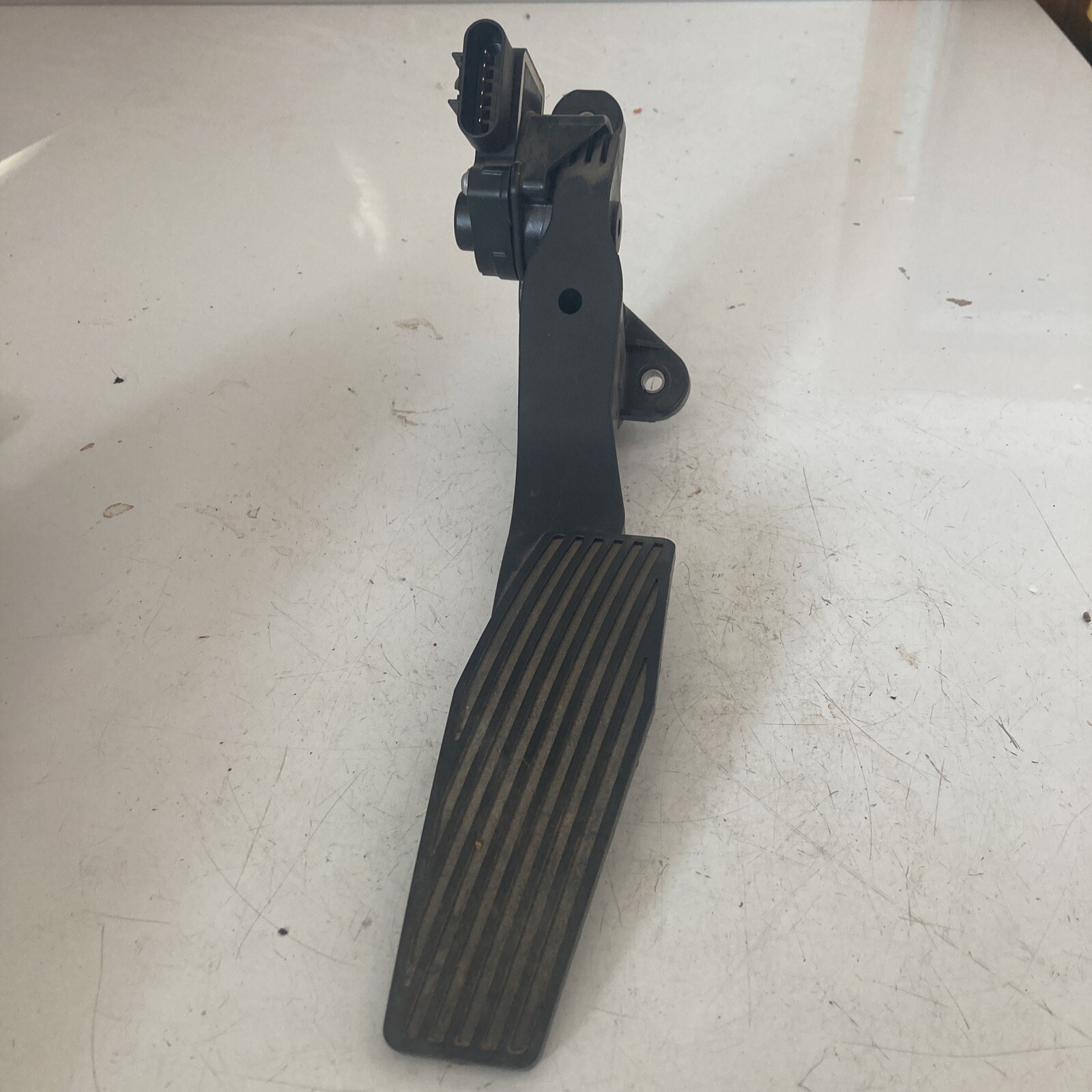 2005 06 07 08 09 2010 Pontiac G6 Accelerator Gas Pedal Position Sensor ...