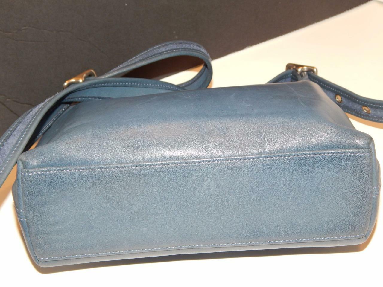 COACH 9136 LEGACY Blue GLOVE LEATHER S ZIPPERED MESSE… - Gem