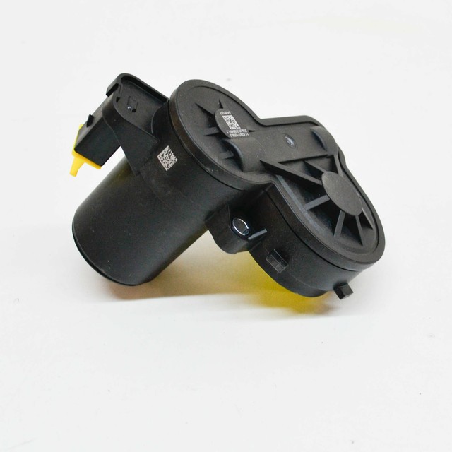 OEM MERCEDES-BENZ C W205 REAR WHEEL BRAKE RIGHT ACTUATOR A0009061303 ...