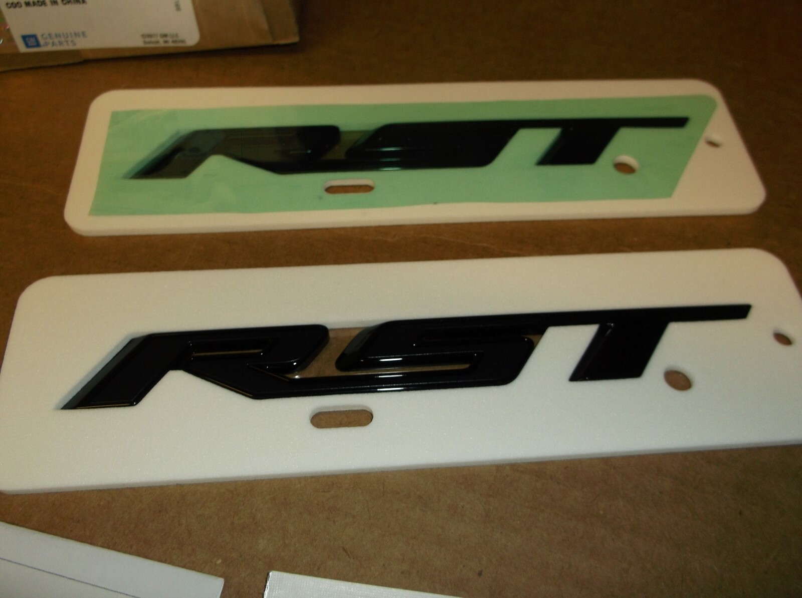 Chevy Colorado Black RST Emblems~84605751~GMC Canyon~2015-2019~2 Pcs ...