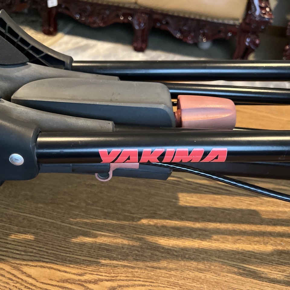 Yakima FrontLoader Upright Rooftop Bike Mount Front Loader With Locks ...