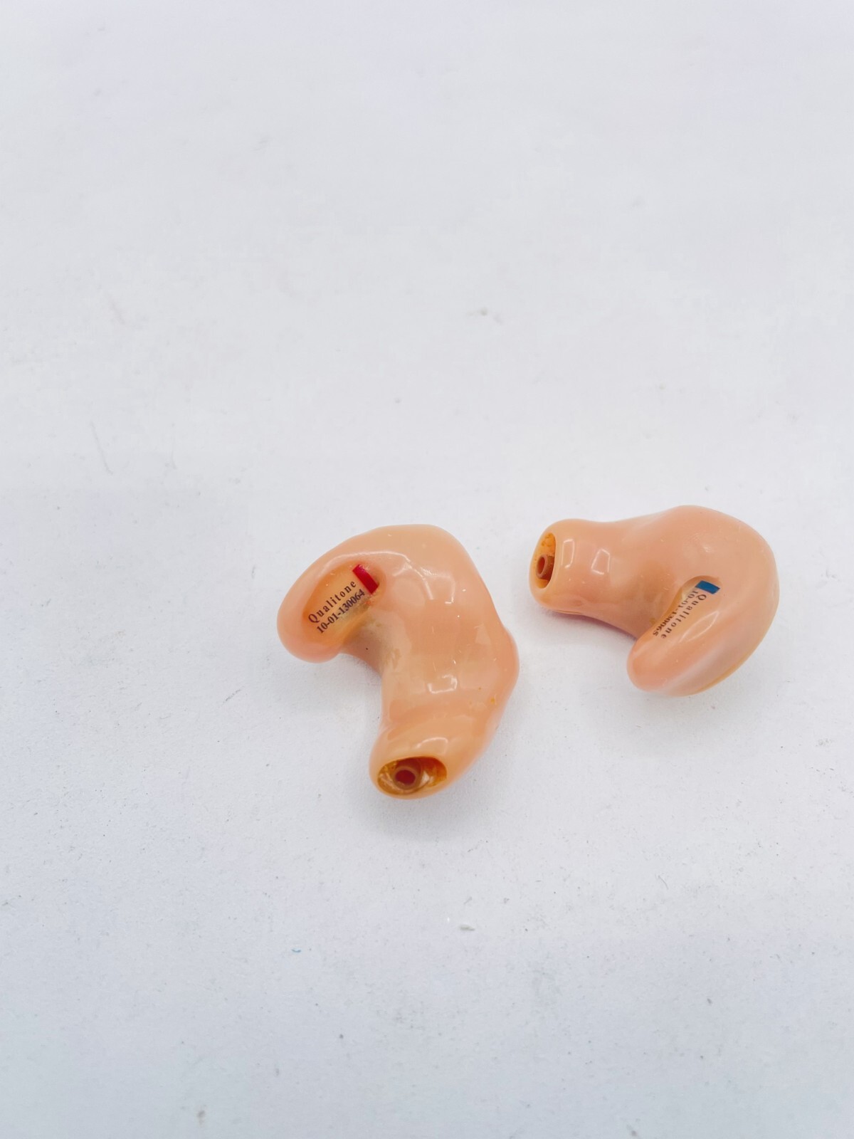 Lot of 2 Qualitone Hearing Aid Ear Molds Skin Colored Non-Slip ...