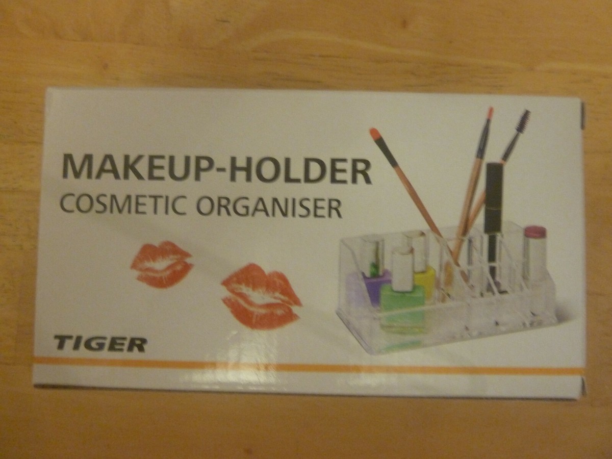 Tiger Makeup Holder | Saubhaya Makeup