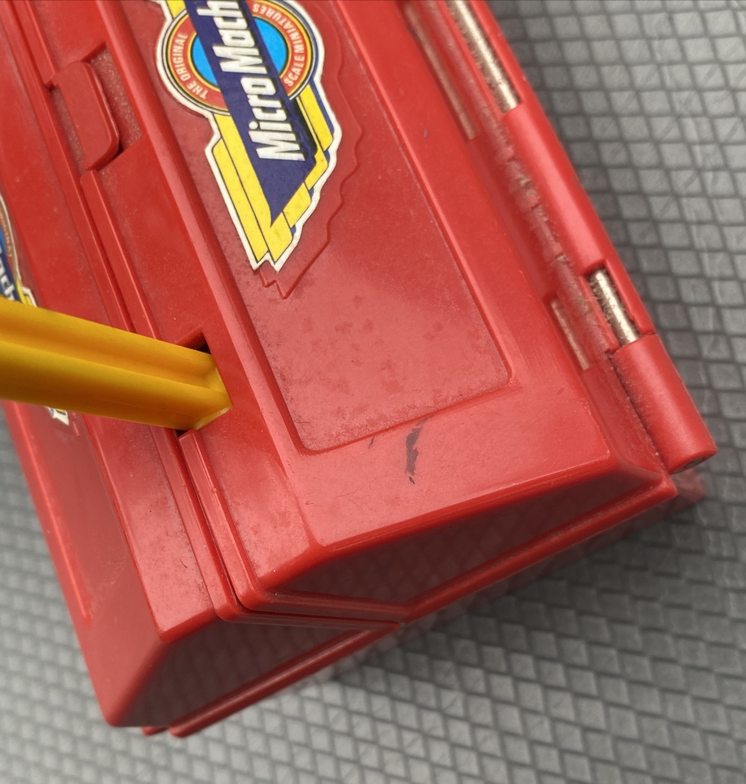 1990 MICRO MACHINES RED TOOL BOX CASE 2 Cars included - Preowned | eBay