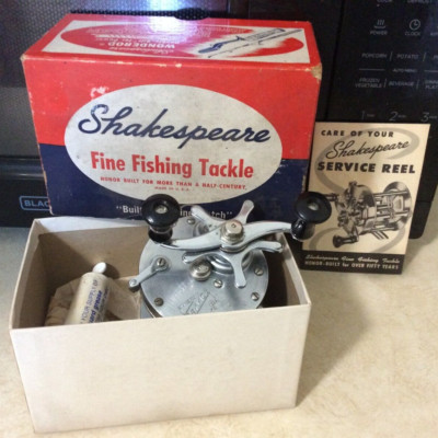 Casting Reels - Shakespeare Service 1944 Model