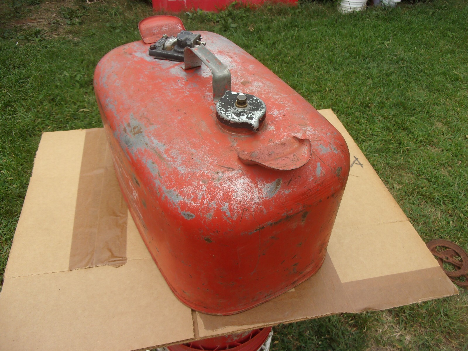 Evinrude Johnson OMC Outboard 6 Gallon Remote Red Metal Gas Tank Fuel ...