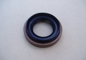 90311-35032 Toyota Seal, oil (for differential side gear shaft ...