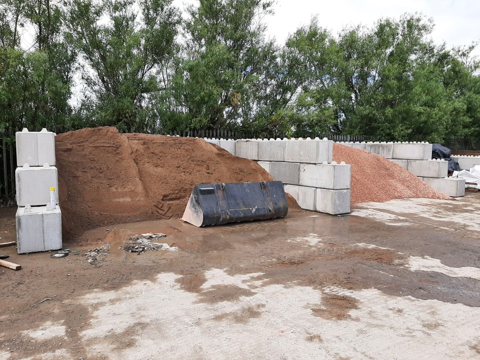 Interlocking Concrete Blocks (C40/50 Concrete) | eBay UK