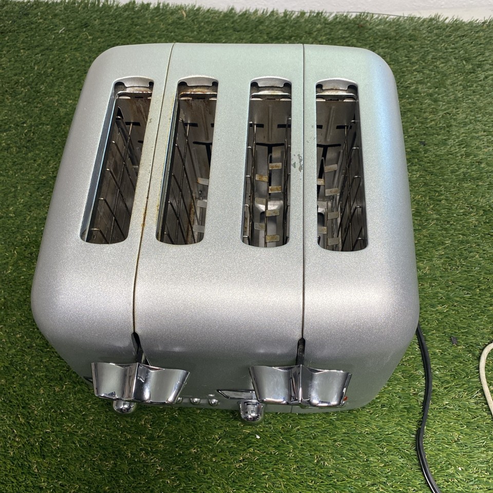 DeLonghi RT400 Vintage Retro Style 4 Slice Toaster Defrost Bagel Toast ...