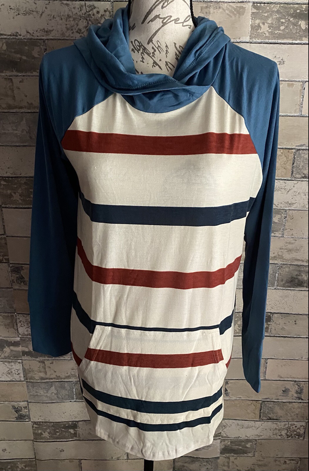 NEW RELEASE LuLaRoe Amber Hoodie Nwt Medium M Beautiful Stripe Print ...
