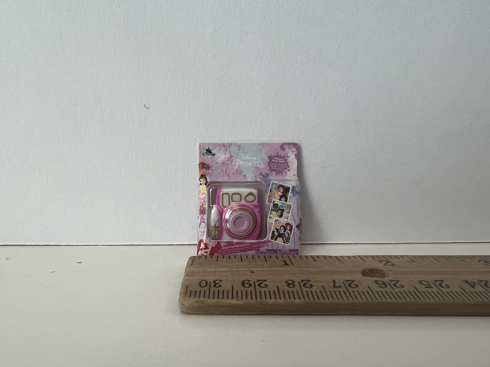 ZURU 5 Surprise Disney Mini Brands Store Edition Disney Princess Camera ...