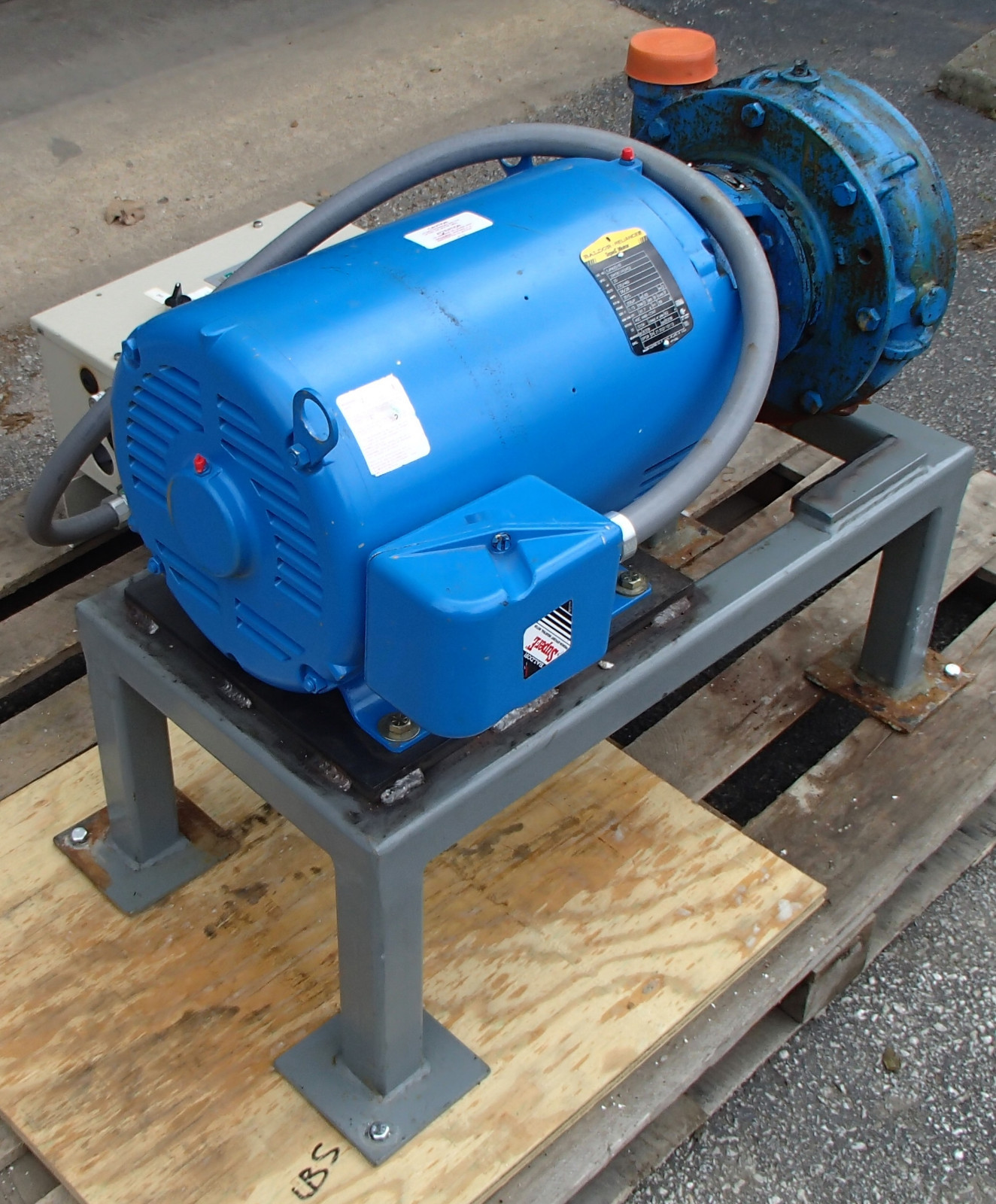CARVER PUMP TYPE GH2X1/5X10A1 w/ Baldor 25HP MOTOR w Yaskawa V1000 ...