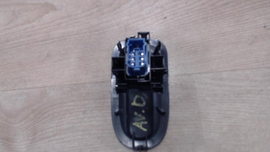 Interrupteur de leve vitre avant droit RENAULT KANGOO 2 8200476809 | eBay